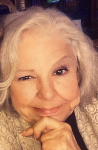 Wanda Stone's Instagram, Twitter & Facebook on IDCrawl